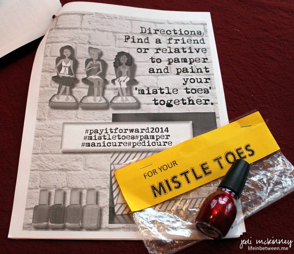 Pay it Forward Christmas Gift & Challenge | the creative life in between