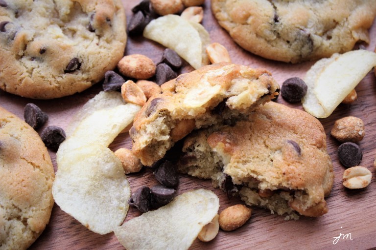 Midnight Snack Attack Cookies | the creative life in between