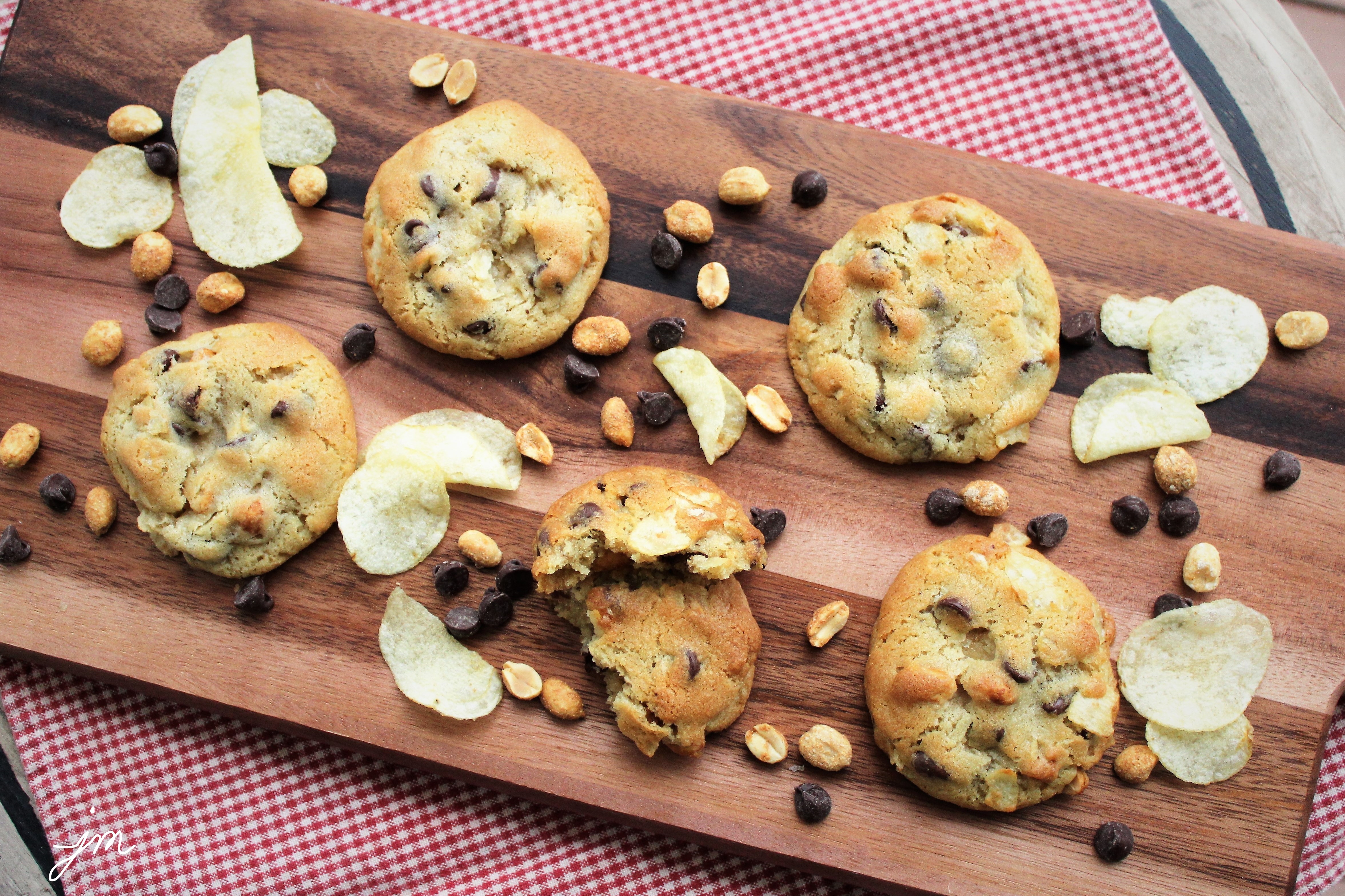 Midnight Snack Attack Cookies | the creative life in between
