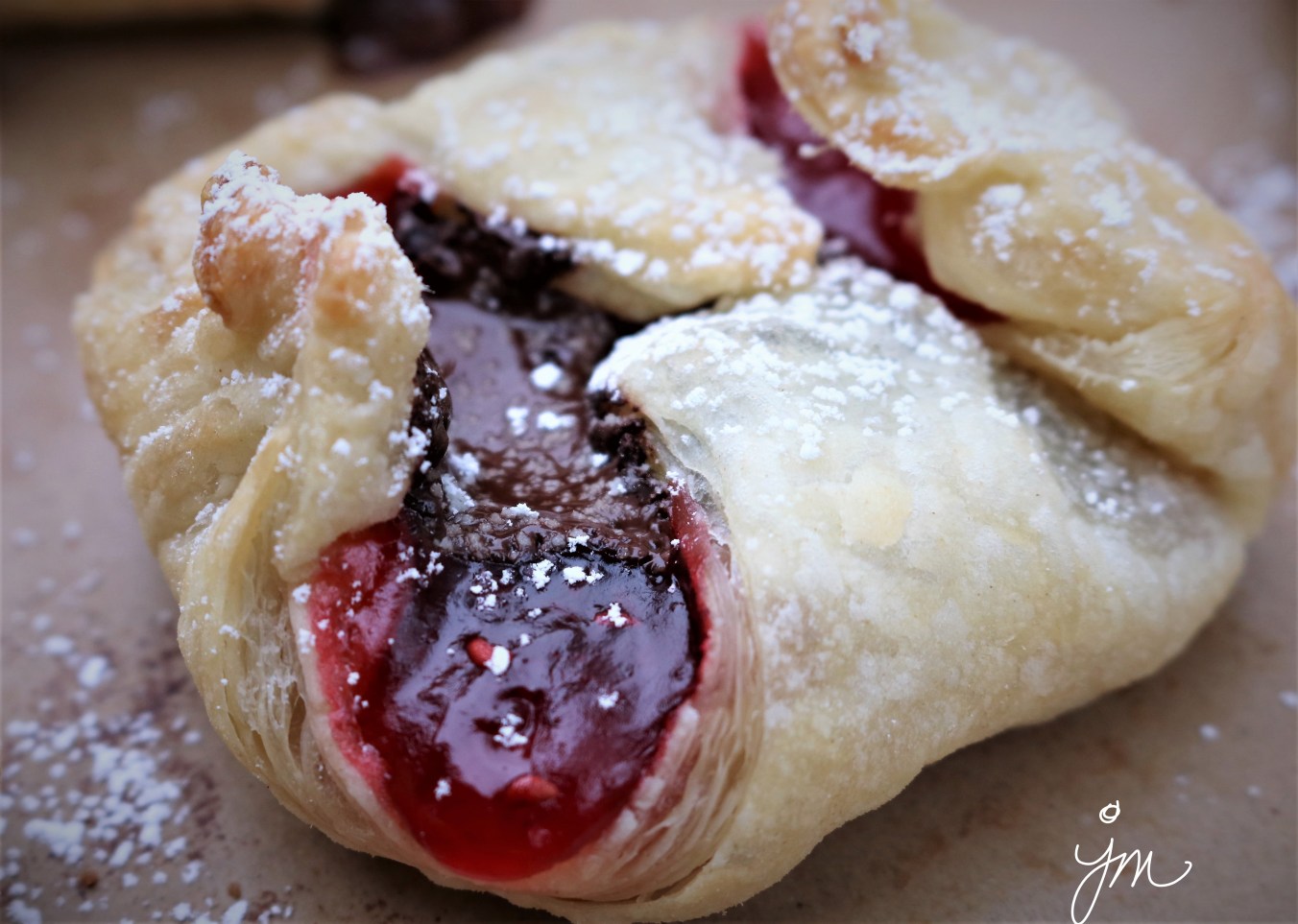 Red Raspberry Dark Chocolate Puff Pastry Tarts | the creative life in ...